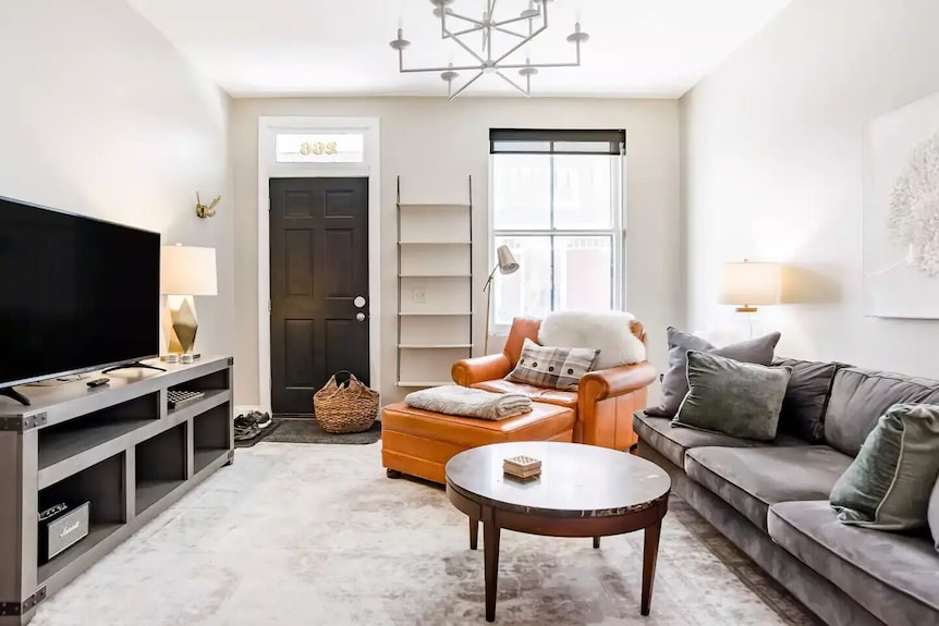 Walk To Midtown From Contemporary Uptown Harrisburg Home - Pennsylvania