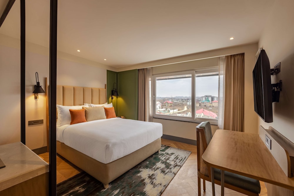 Sarovar Portico Srinagar - Srinagar