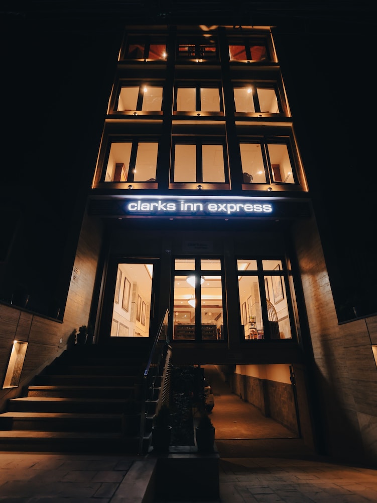 Clarks Inn Express Dehradun - Dehradun