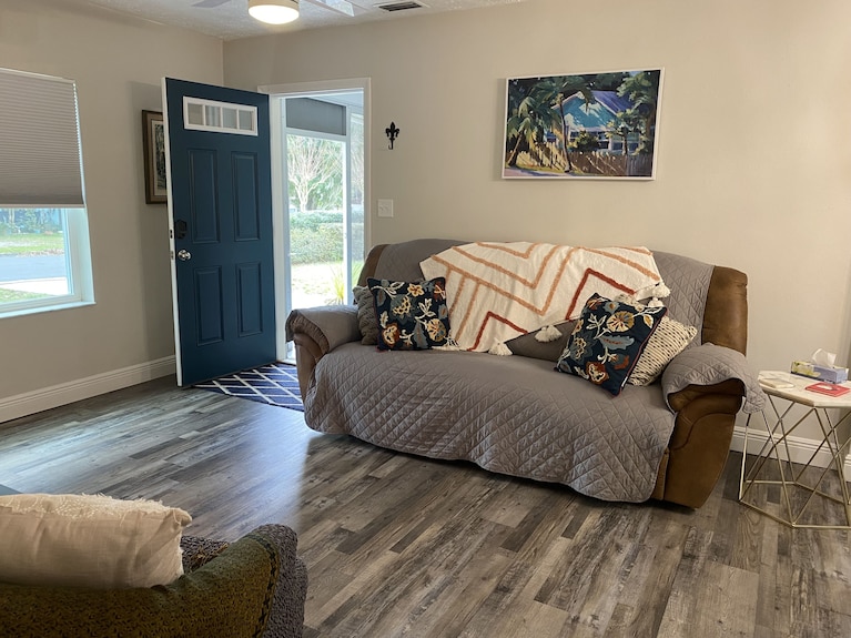 Cute And Cozy Home Near Downtown Ocala! - Ocala, FL