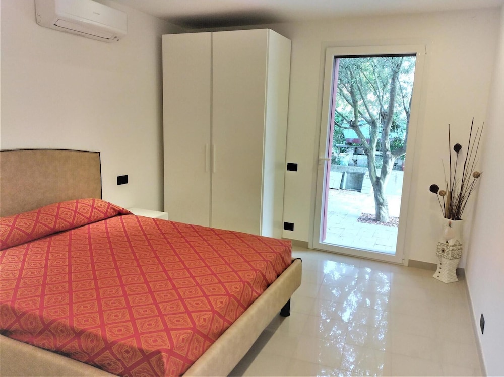 Holiday Apartment Mit Klimaanlage Und Whirlpool - Bibione