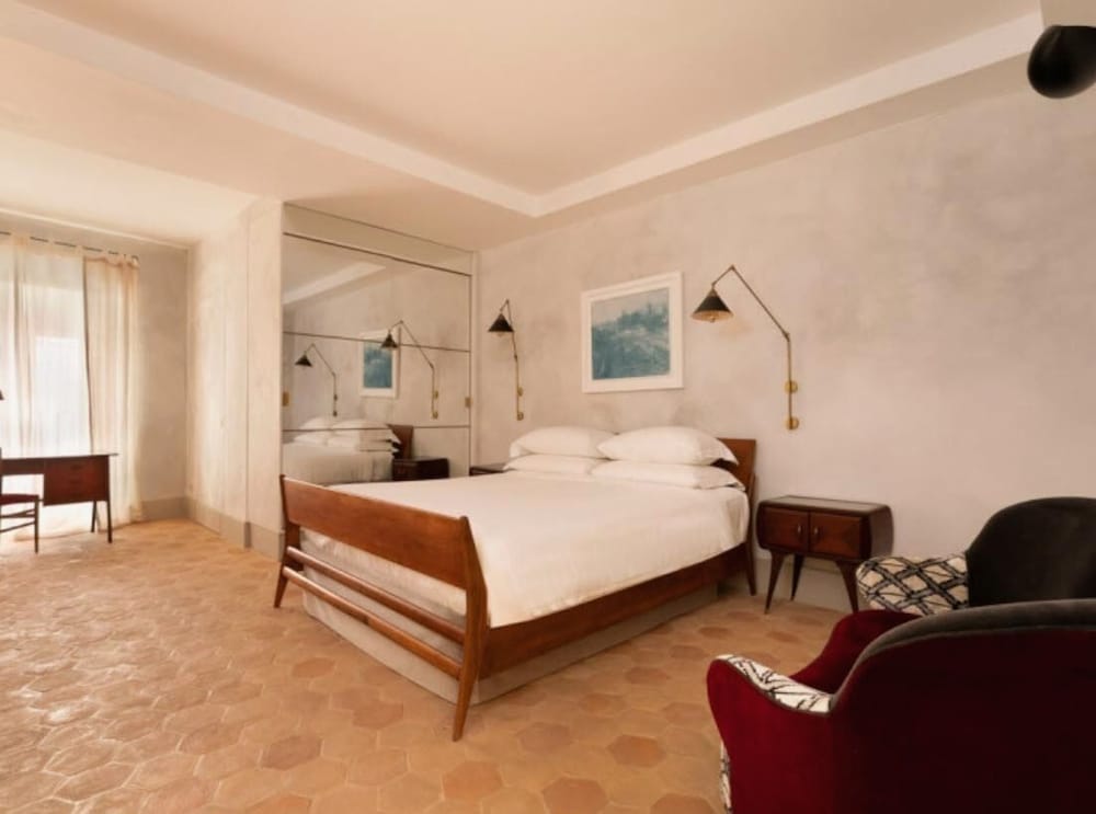 Beautiful Apartment With 4 Bedrooms - デルフト