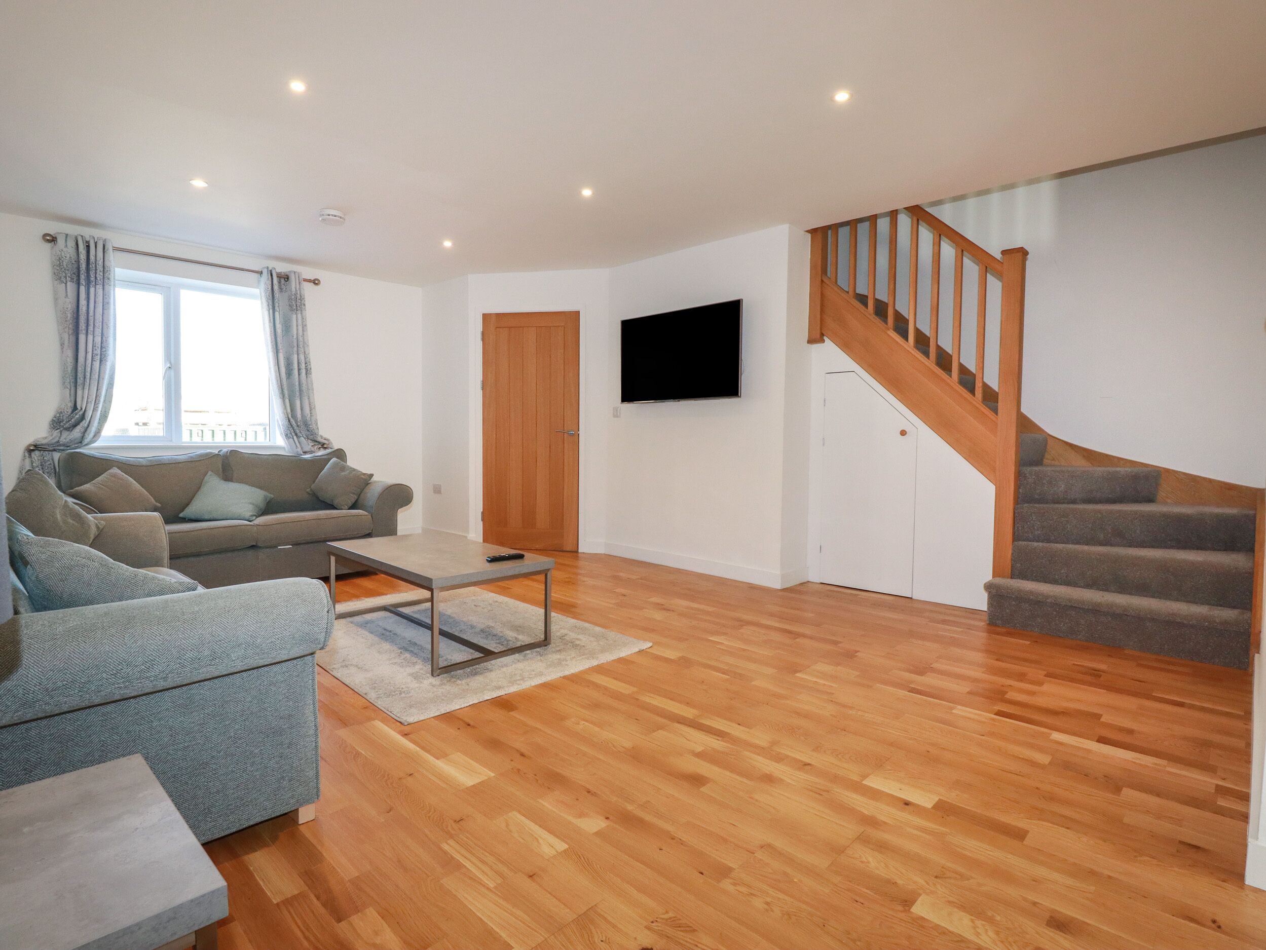 6a The Mews, Pet Friendly, With A Garden In Harlyn, Cornwall - Constantine Bay