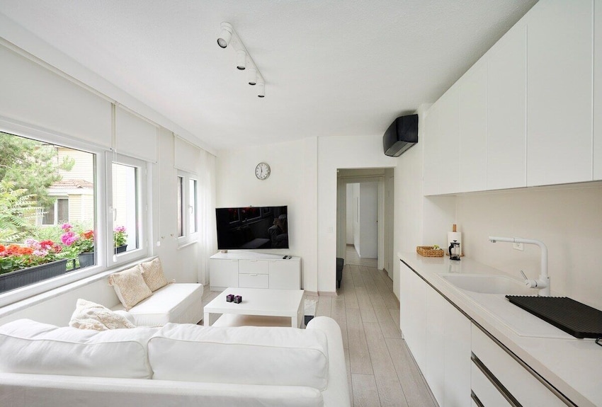 This Apartment Is A 1 Bedroom(s), 1 Bathrooms, Located In Beşiktaş, İstanbul. - Maltepe