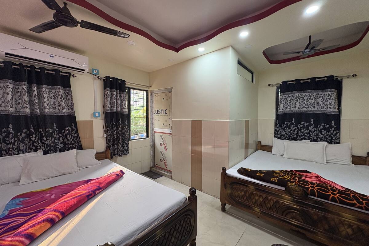 Quarto Duplo Royal, Vista para a cidade | Lençóis de algodão egípcio, roupa de alta qualidade, edredões de penas