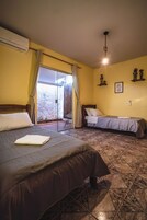 Quarto Individual Básico | Wi-fi grátis, roupa de cama fornecida 