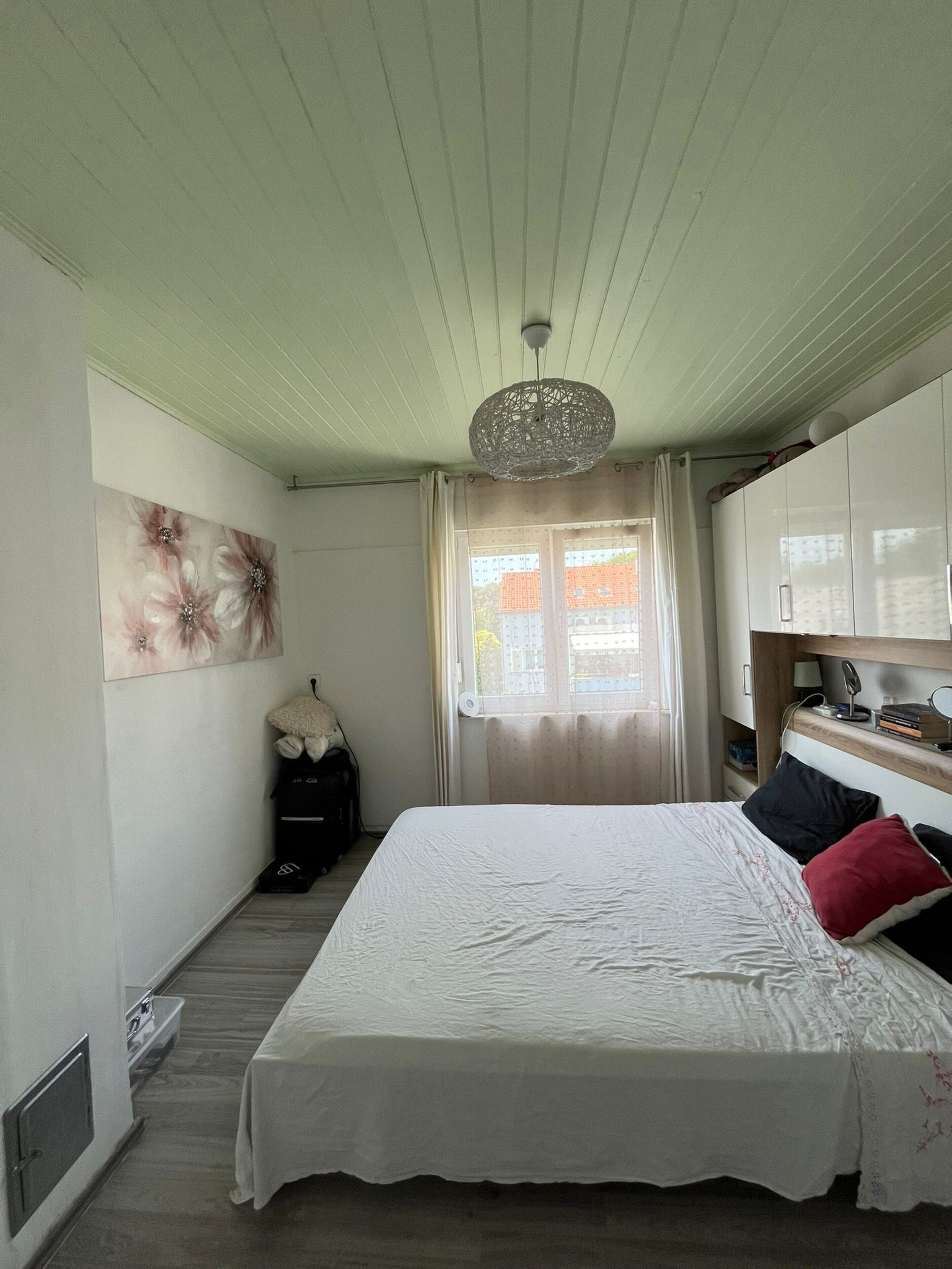 Apartamento design, 1 quarto, sacada, vista para o pátio | Vista do quarto