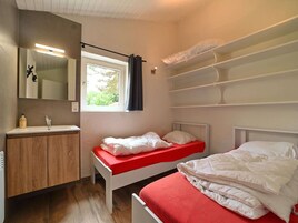 Bungalow | 2 quartos, com mobília individualizada, roupa de cama fornecida 