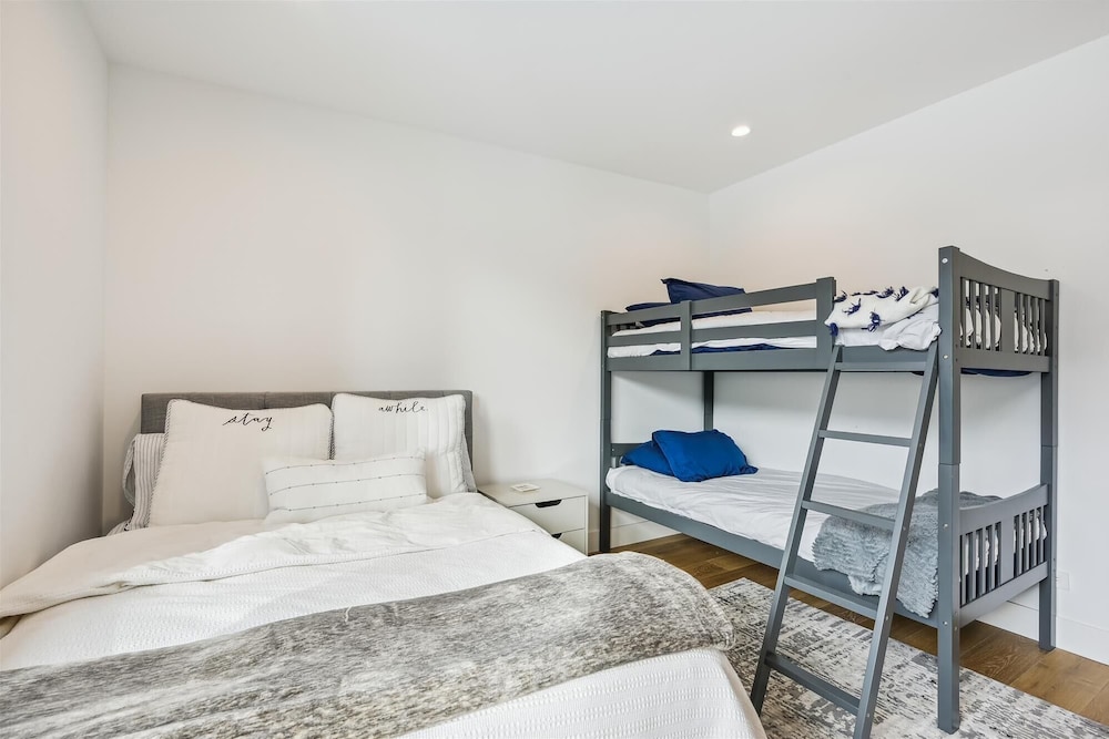 Diamond Run at Palisades - Luxury Townhome, Ski ShuttelPet Friendly and ...