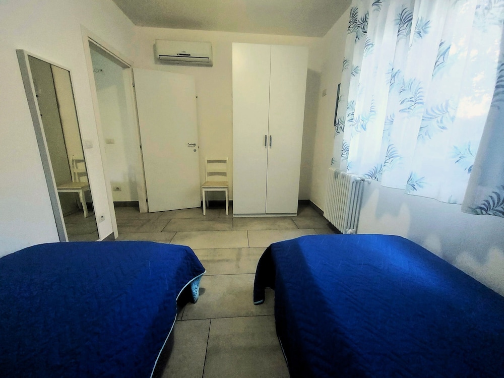 Beautiful House Just A Few Meters From The Beach And The Sea In Mattinata Gargano - Mattinata