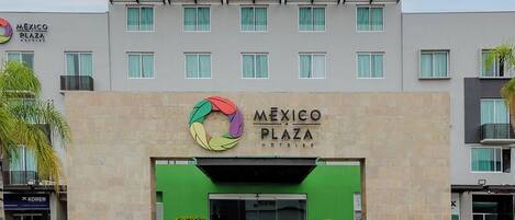 Fachada da propriedade