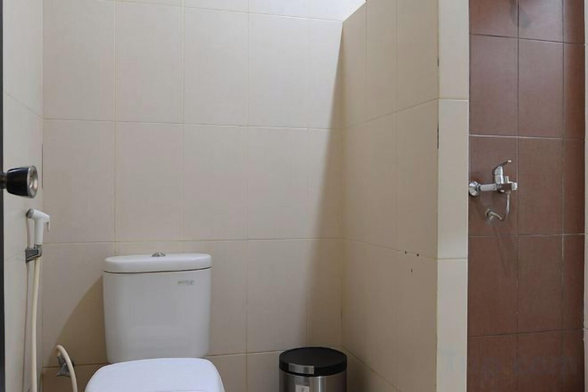 Casa de banho | Um polibã, toalhas fornecidas