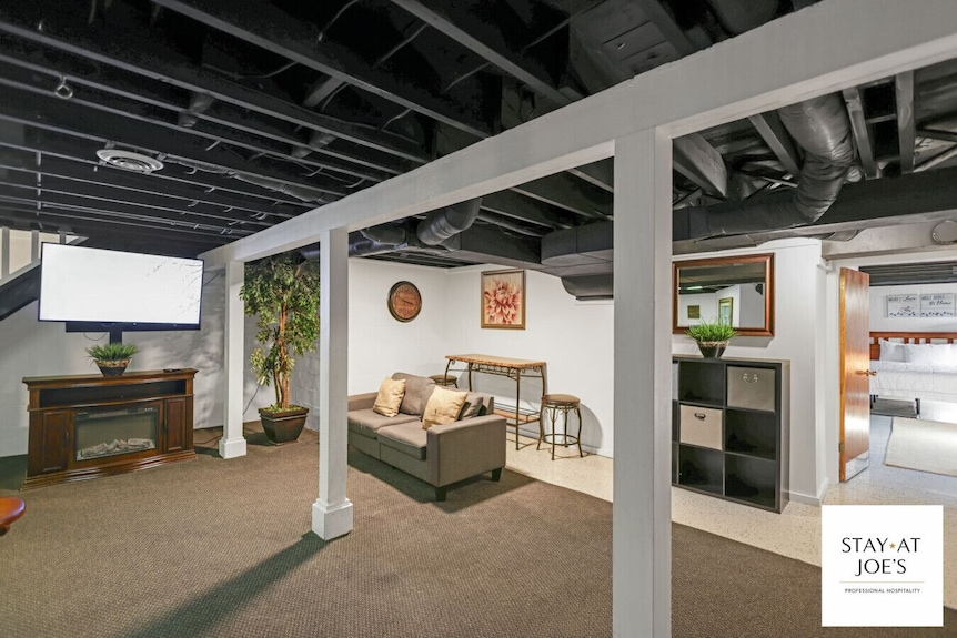Private 4 Bdrm House, 5 Miles From Downtown #7 - Indianapolis Motor Speedway