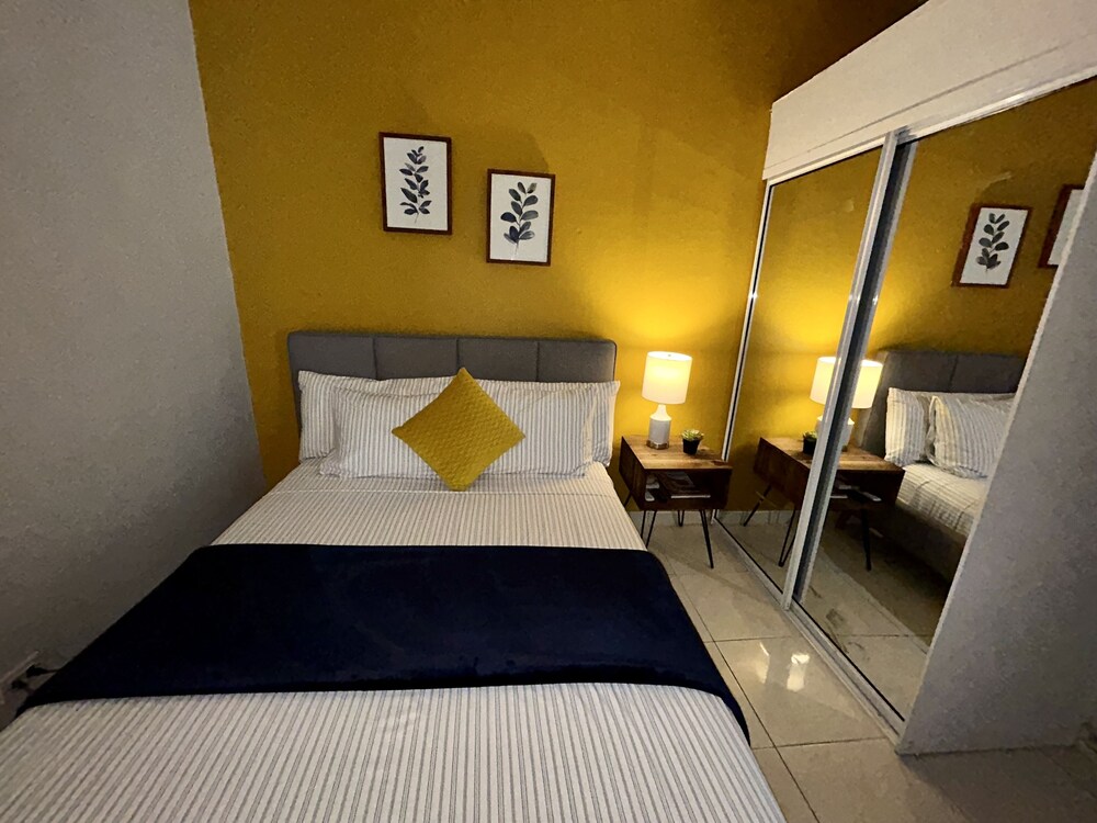 Cozy Small Apart W Ac Wifi Hato Rey Centro - San Juan