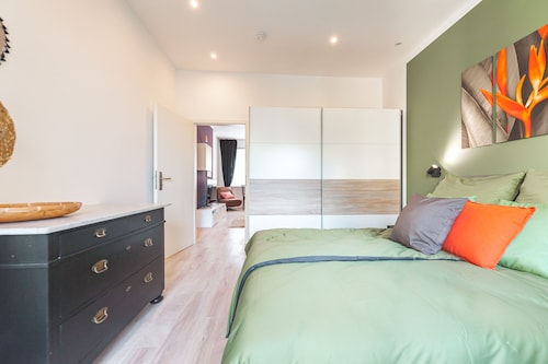 Central, Modern Designer Appartment In Downtown Stuttgart - Stuttgart