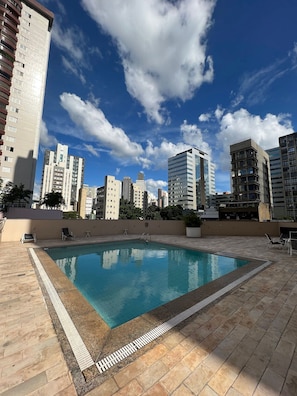 Apartamento básico | Piscina | Piscina externa