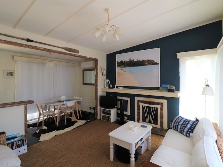 11 Broome Street Mallacoota - Mallacoota