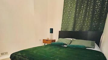 Apartamento superluxo, 1 cama Queen | Roupas de cama de algodão egípcio, roupas de cama premium