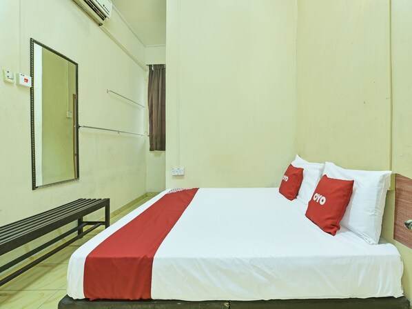 Quarto Duplo Deluxe, 1 cama queen-size | Wi-fi grátis, roupa de cama fornecida