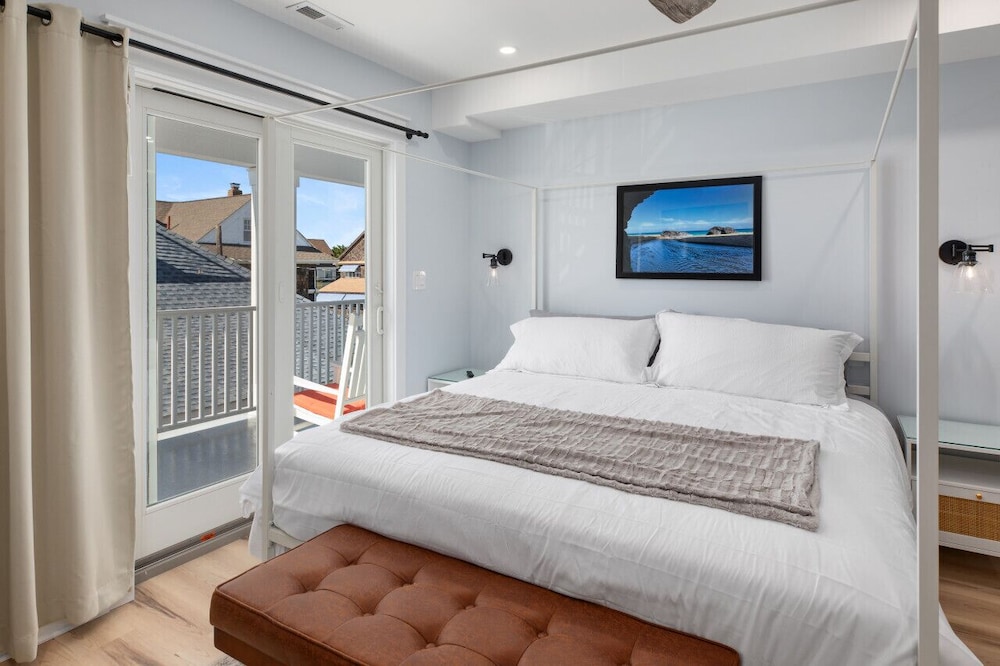 Brand New Oceanfront 3 Bedroom 2 Bath 2nd Floor Villa (Napali) - Cape May, NJ