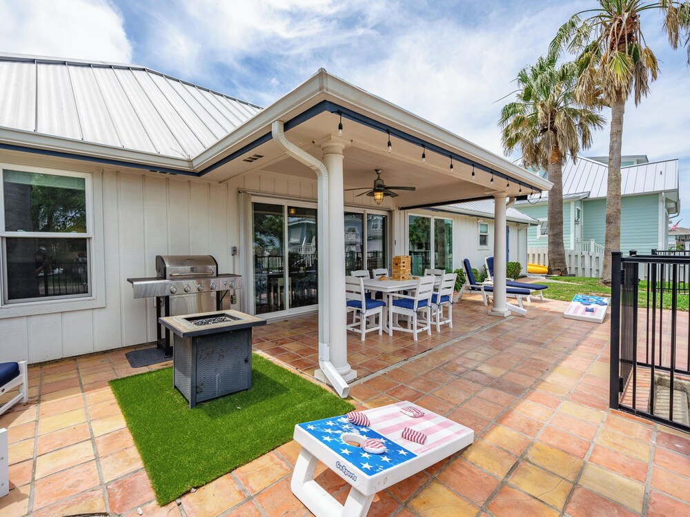 Flamingo House - Rockport, TX
