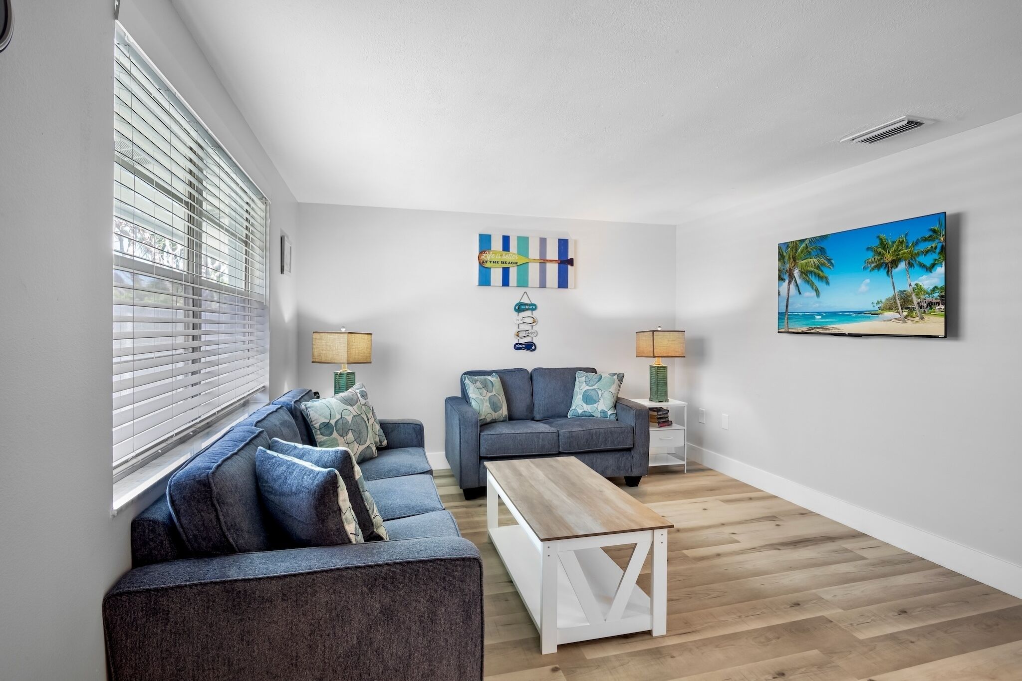 Family-friendly Duplex Near Beaches And Local Shops! - A Place In Paradise Unit - Anna Maria, FL