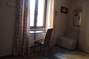 Quarto conforto | Escrivaninha, Wi-Fi de cortesia