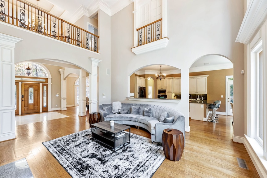 7 Bedrooms - Buckhead "Haven Mansion" - Atlanta