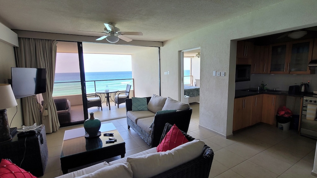 Ocean Front Stunning Views Close To Everything! - Bridgetown, Barbados