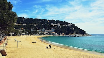 Na praia