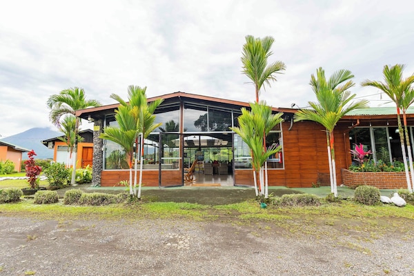 Chateau Arenal - Alajuela Province