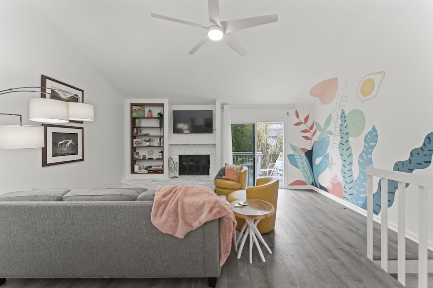 Oceanside Oasis I Firepit I Fenced Yard I Short Walk To Beach, Shops & Dining - Jacksonville Beach, FL