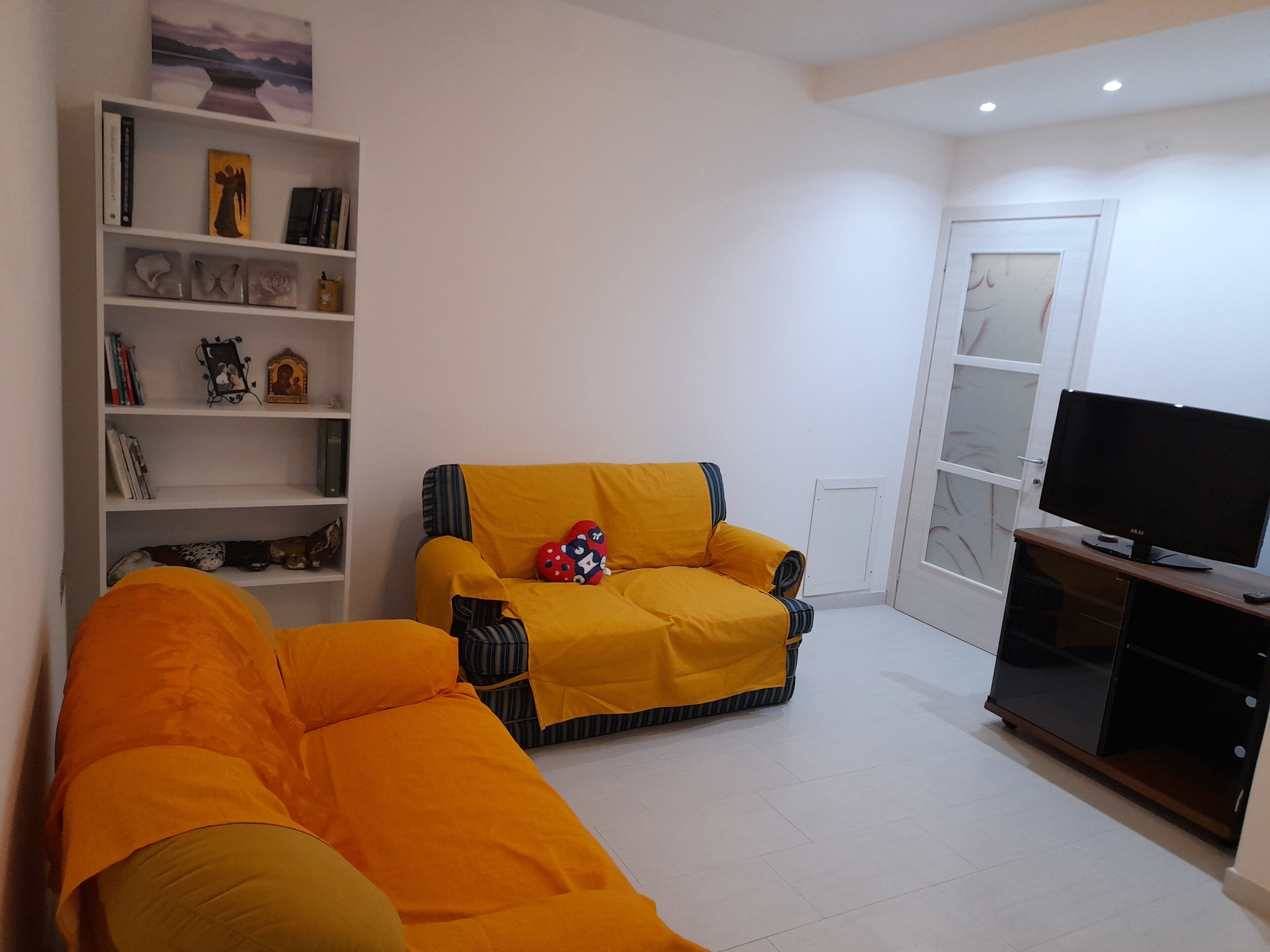 Comfortable Apartment Just Minutes From The City - Cagliari