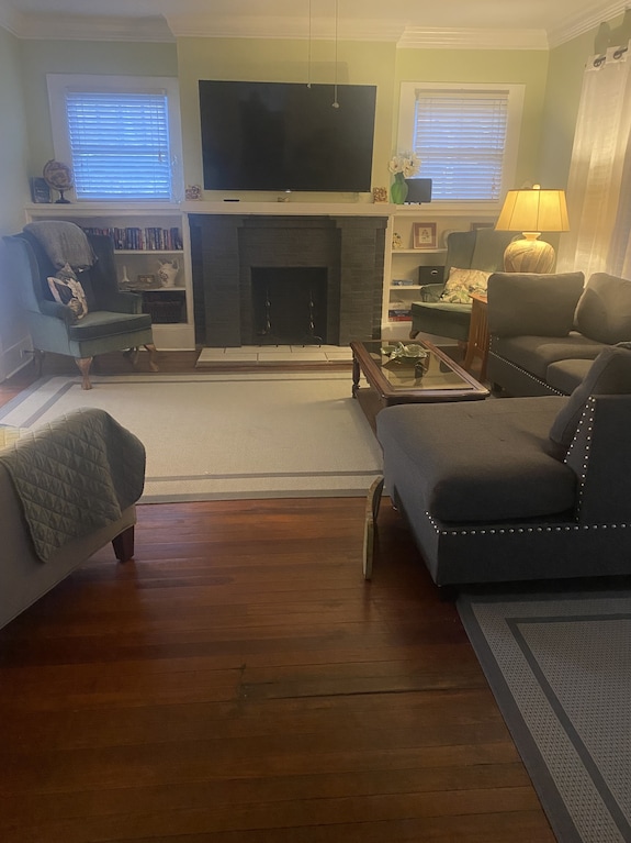 Walk To Beach, Casinos From Grand Historic Home & Pet Friendly Fenced Yard - Island View Casino Resort