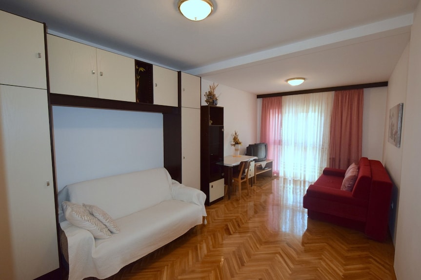 Two Bedroom Apartment With Terrace Malinska, Krk (A-20375-a) - Njivice