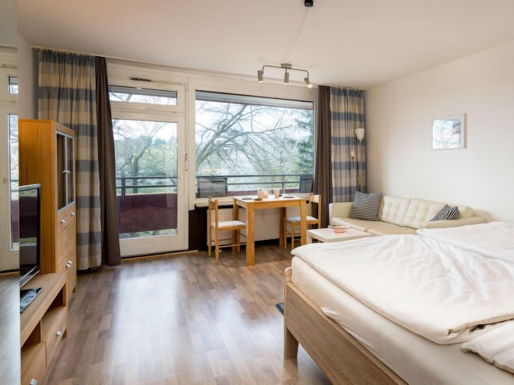 B306/b307 By Interhome - Lahnstein