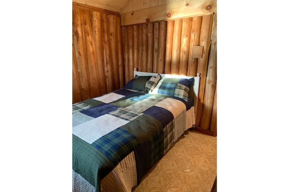 Cozy Lakefront Cottage on Millinocket Lake w/dock, kayaks, canoe ...