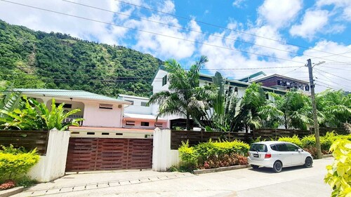 Book cheap Dominica hotels | Hotels.com