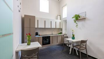 Smart TV de 43 polegadas com canais digitais, televisor