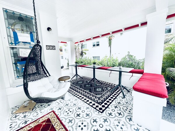 Prestige Collection Boutique Hotel - Gulfport, FL