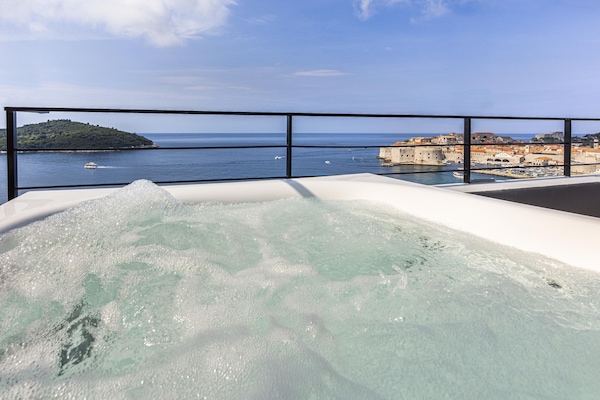 Penthouse with View (Address: Lazarina 3) | Terraço/pátio interior