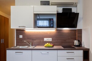 Estúdio Familiar | Cortinas/cortinados opacos, Wi-fi grátis, roupa de cama fornecida 