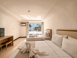 Cofre no quarto, secretária adequada para computadores portáteis 