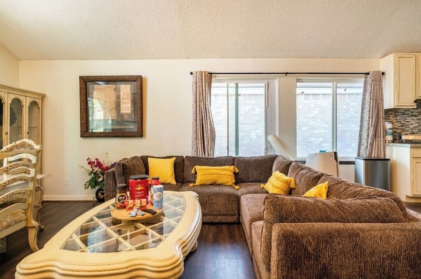 Energy Corridor Luxury 3 Bedroom Home With Xbox - 슈거랜드