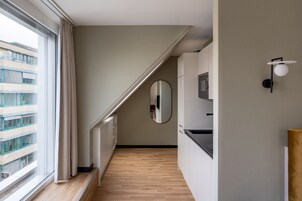 Suíte estúdio luxo | Cozinha privada | Frigobar, micro-ondas, cooktop, máquina de café expresso