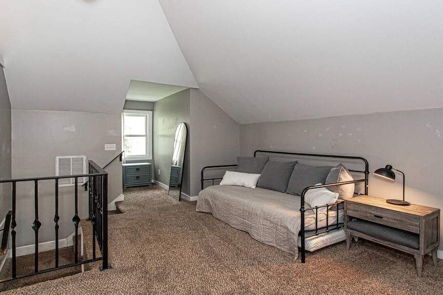 Jennings · Downtown Knox! Walk To Food & Drinks + Fire Pit - University of Tennessee, Knoxville