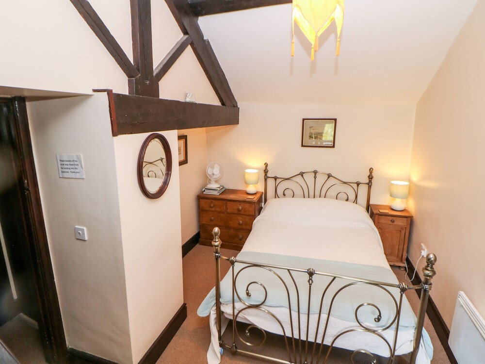 HARRY EYRE COTTAGE, pet friendly in Castleton, Peak District - Hope | Vrbo