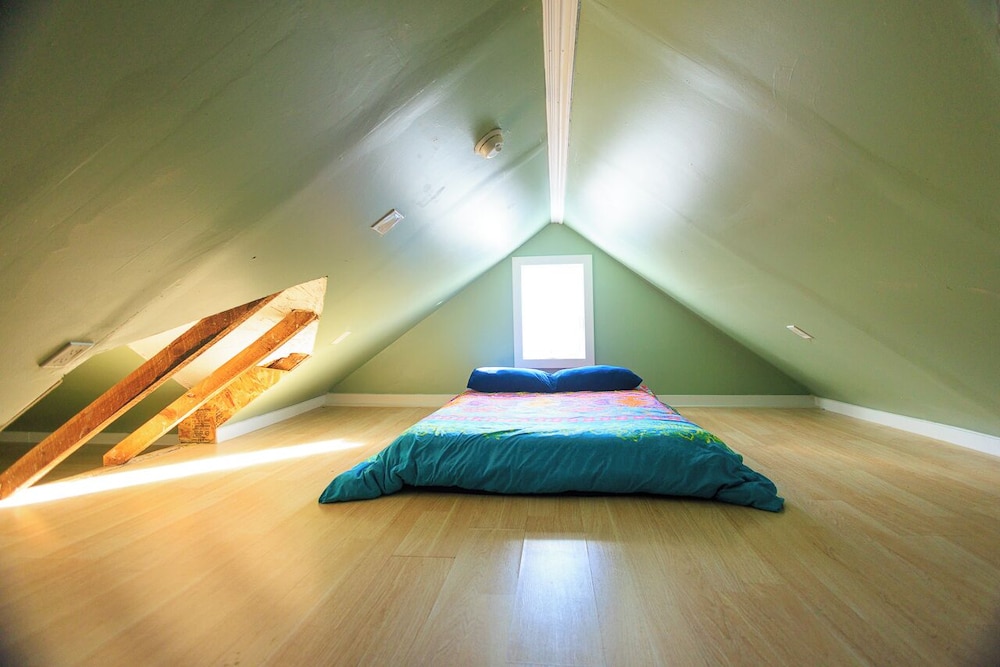 Denver Oasis [Hottub/pets/420] - Denver, CO