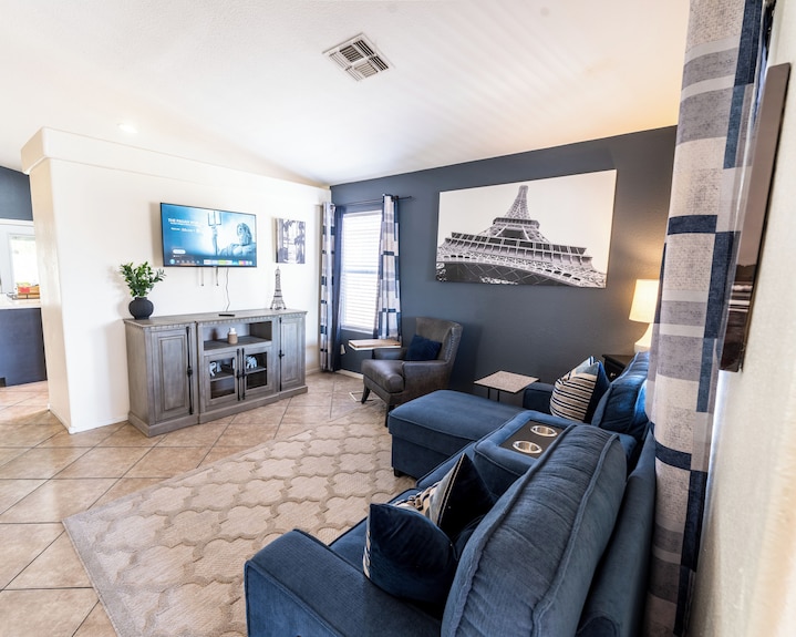 Homelike Style Meets Elegant Simplicitypeaceful, Warm, And Instantly Welcoming. - Avondale, AZ