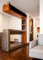 Suite Familiar | Sala de estar | Smart TV de 32 polegadas com canais por cabo, televisor